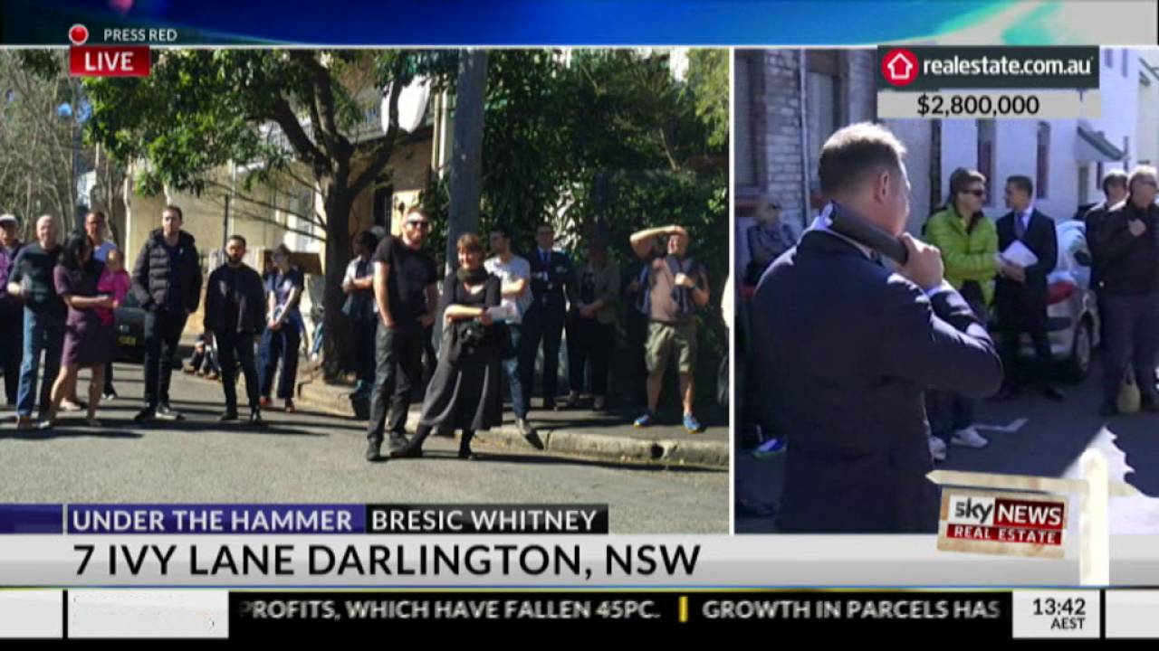 BresicWhitney live auction of 7 Ivy Lane, Darlington - Auctioneer Gavin ...