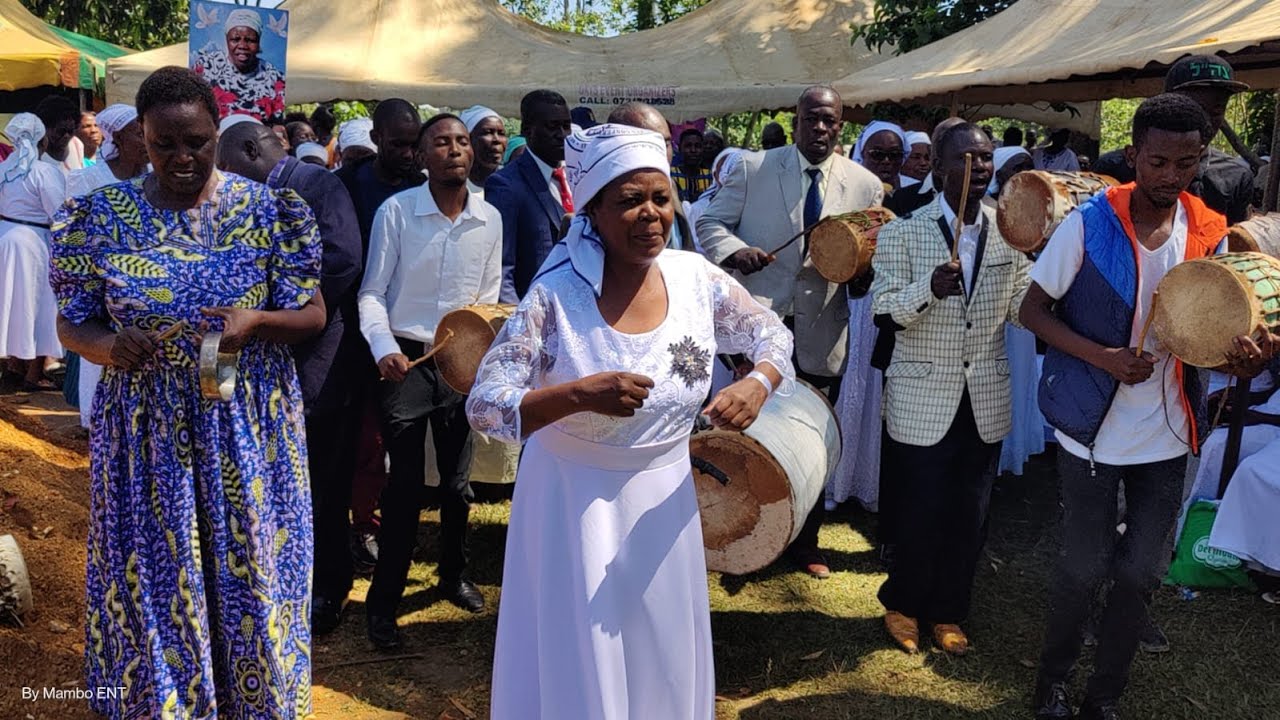 Gwaride la Mama Sarah Viregwa Send off.Part C - YouTube