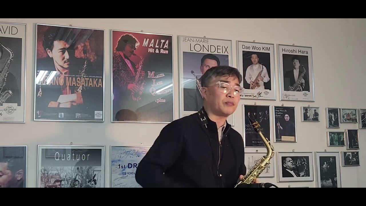 Help Me Make It Through The Night🌙 🌃Play The Saxophone 🎷 🎶 With SAXOTECH - YouTube