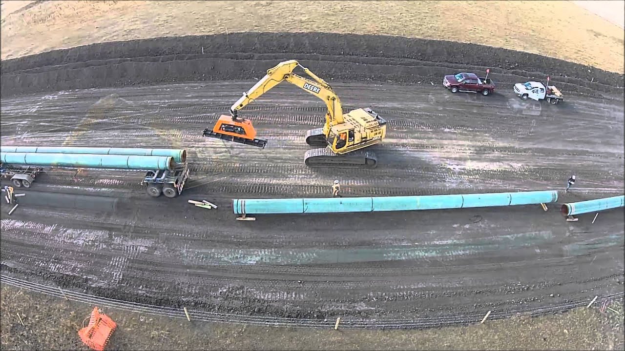 Pioneer Truck Lines Stringing 36" Diameter Pipe - YouTube