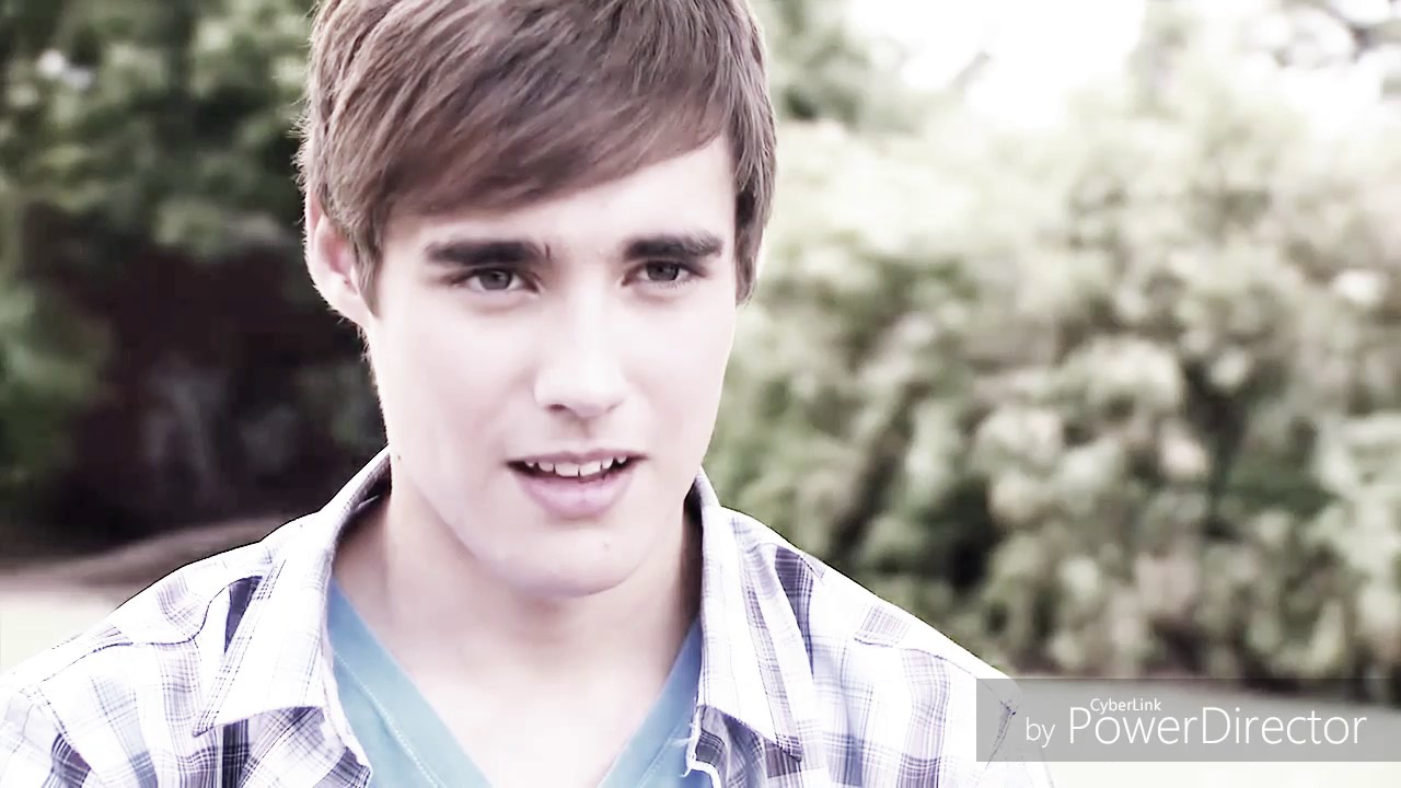 Leon + Violetta - Idfc - YouTube