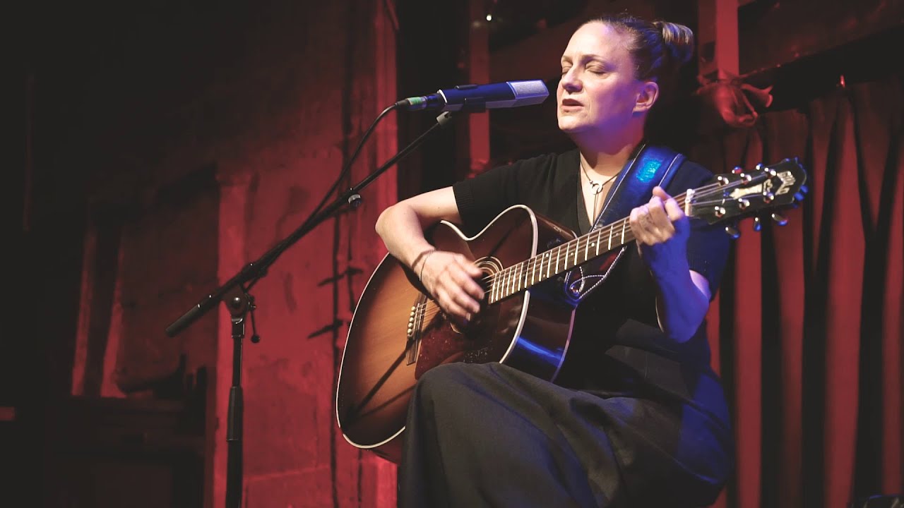 Nina Nastasia - You Were So Mad (Live in Newcastle) - YouTube