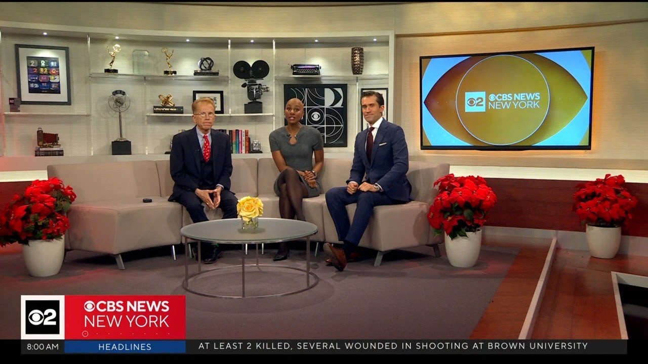 WCBS | CBS News New York at 8am - Weekend - Headlines, Open and Closing ...