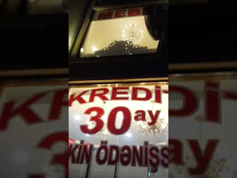 Evqur şirin dillə müştərini cəlb edir keyfiyətsiz mallar satır.