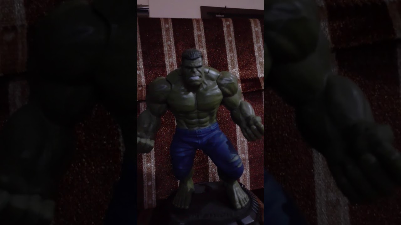 REUPLOAD: STARING CONTEST WITH VEGETABLE HULK - YouTube