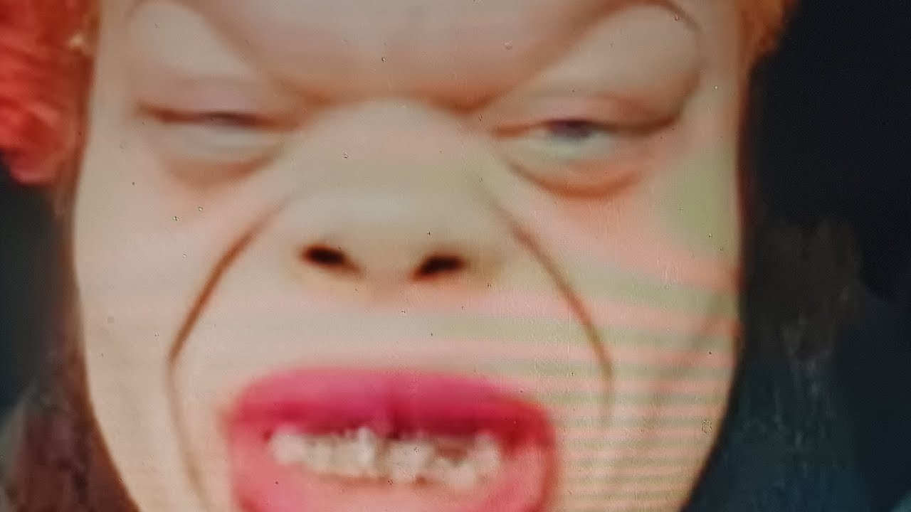 NOW YOU HAVE HER ATTENTION HER REAL FACE IS SHOWING👀👀 - YouTube
