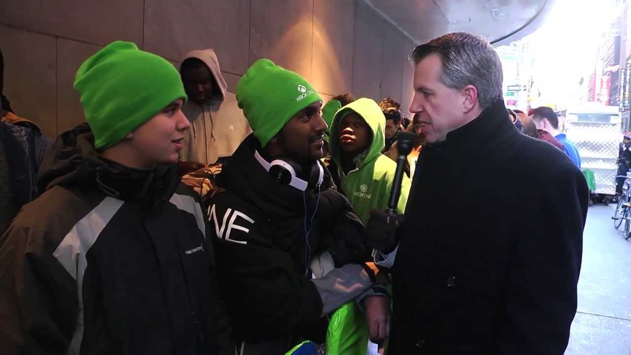 Xbox One Launch: Greetings from Times Square! - YouTube