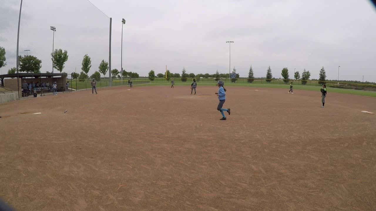 7 NOR CAL TREMORS VS ARSENAL 12U - YouTube