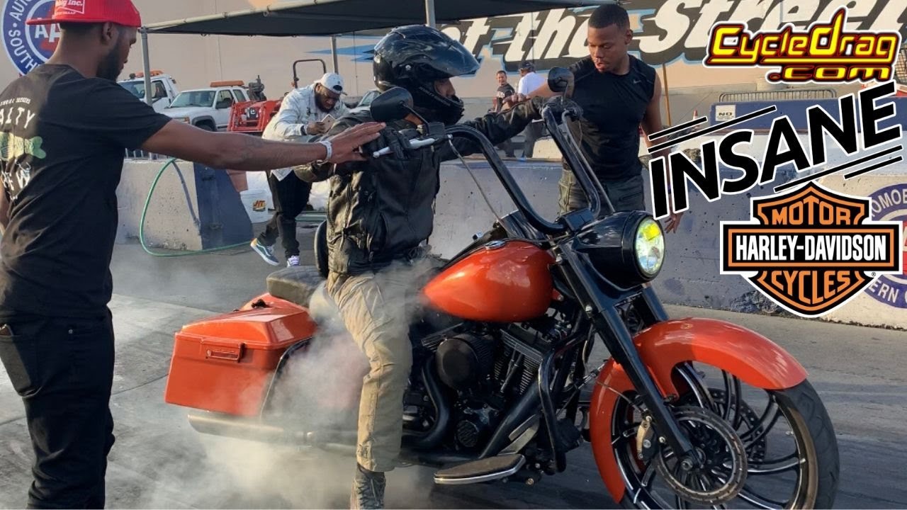 INSANELY POWERFUL HARLEY DAVIDSON BAGGER NEARLY FLIPS OVER BACKWARDS AT ...