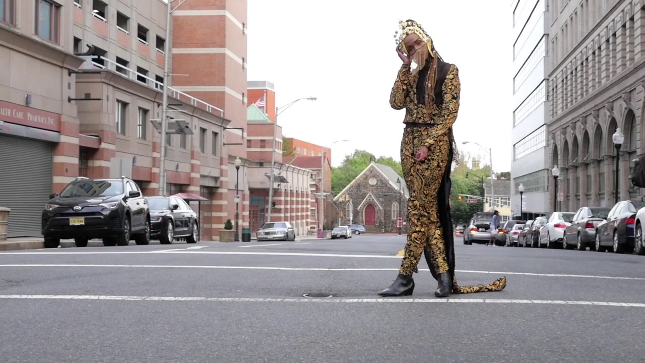 The Fantasy Of A Manikin Fashion Exhibition - YouTube