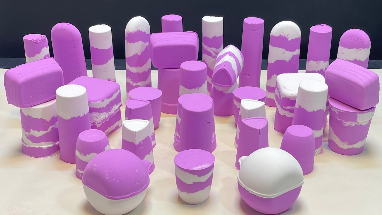 The layers of white color in purple are very attractive and spectacular ...