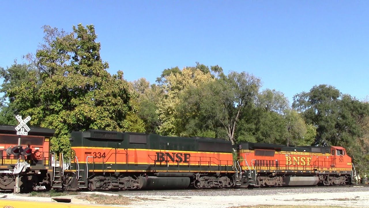 BNSF 501 (Local Train w/ 334 EMD GP60B) (No Cab) 10/27/13 - YouTube