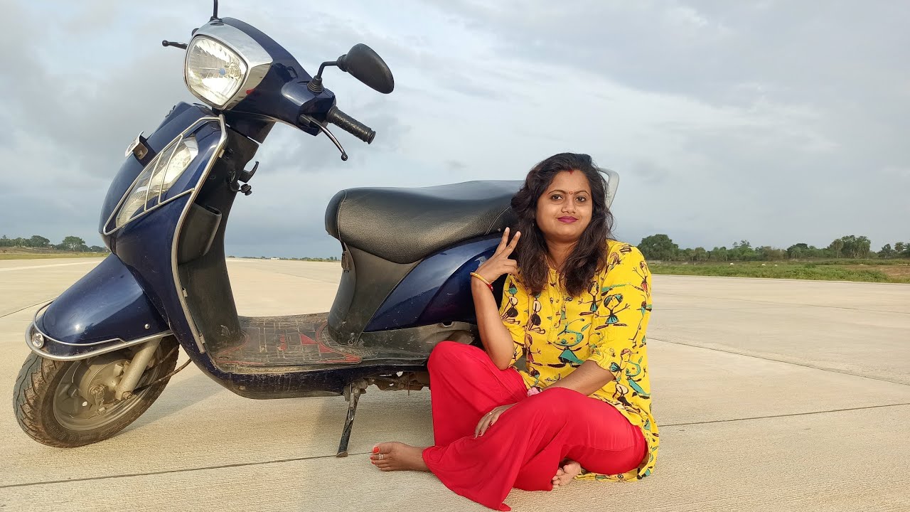 Finally I learned how to ride scooty - YouTube