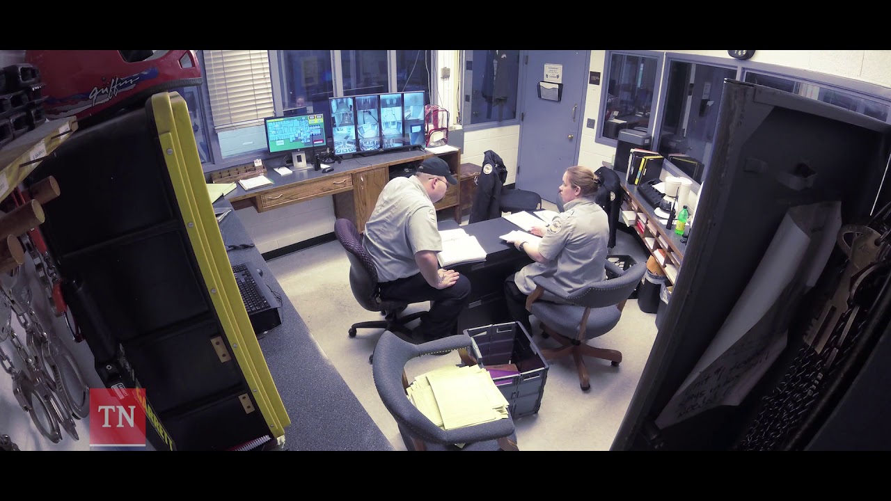 Day in the Life: TN Correctional Officer - YouTube