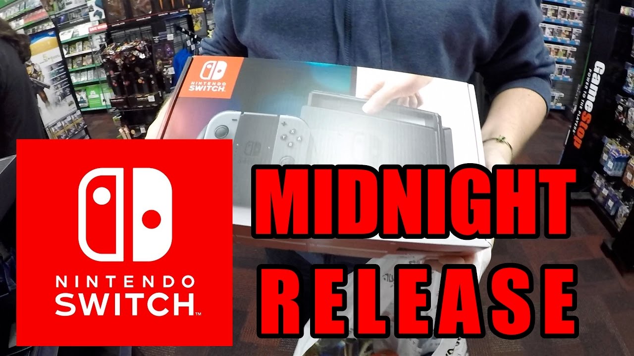 Nintendo Switch Midnight Release - YouTube