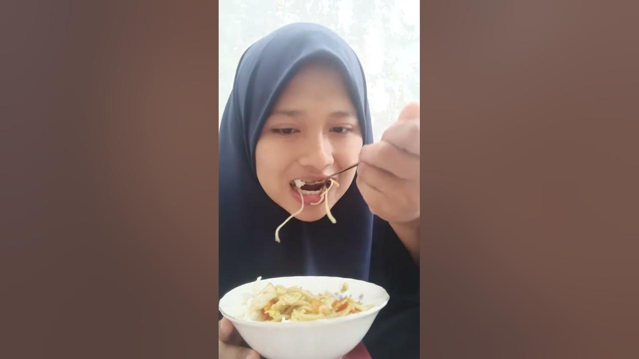 Temenin kakak makan siang gaess - YouTube