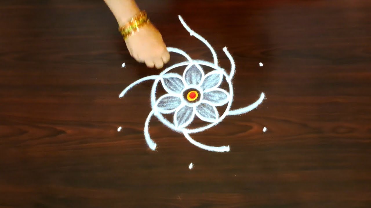 Easy Nag Panchami Rangoli 🌹Simple Rangoli Design 🌹5×3 Dots - YouTube