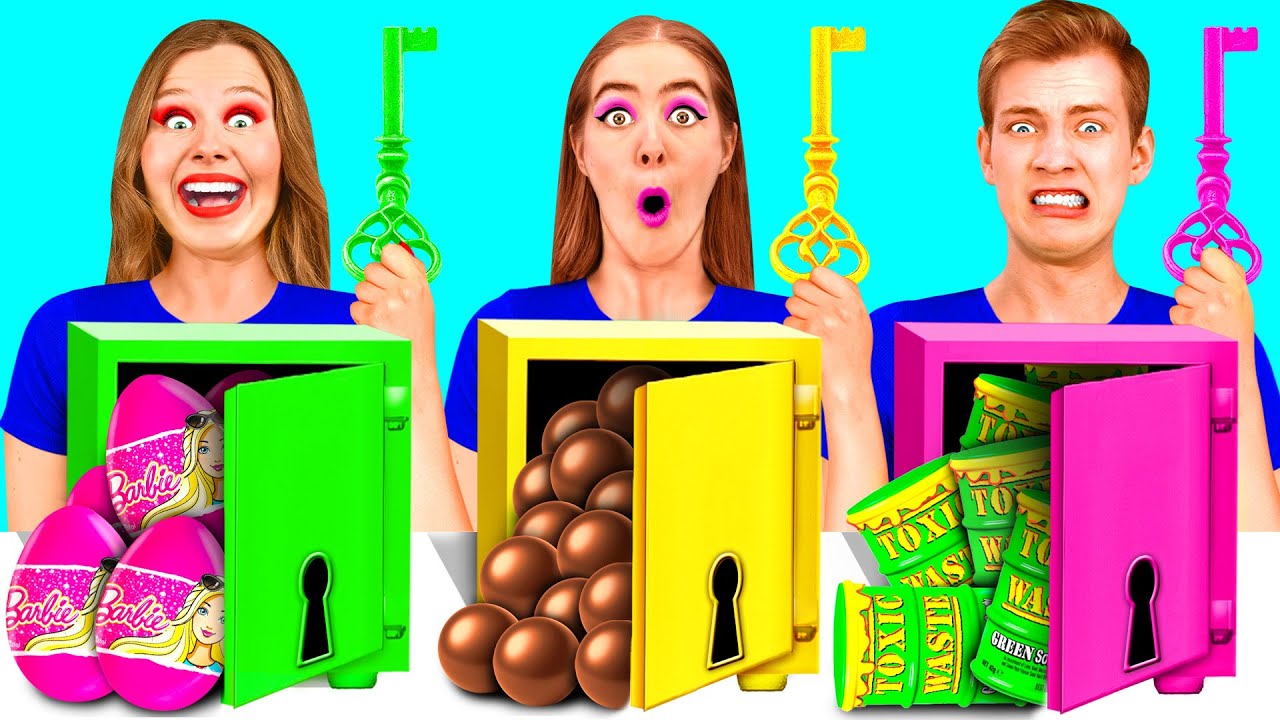 Solve the Mystery Challenge of 1000 Keys | Crazy Prank Ideas by KiKi ...