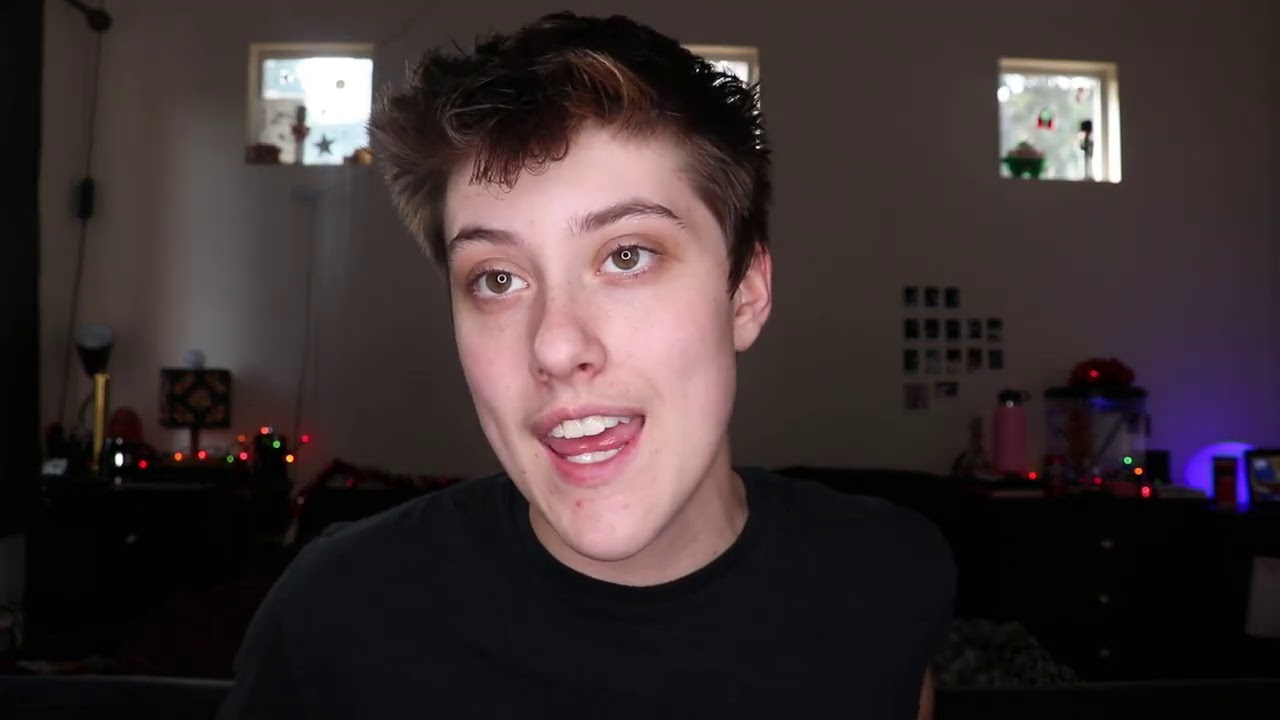 Being a transguy in highschool II Raegan Beast - YouTube