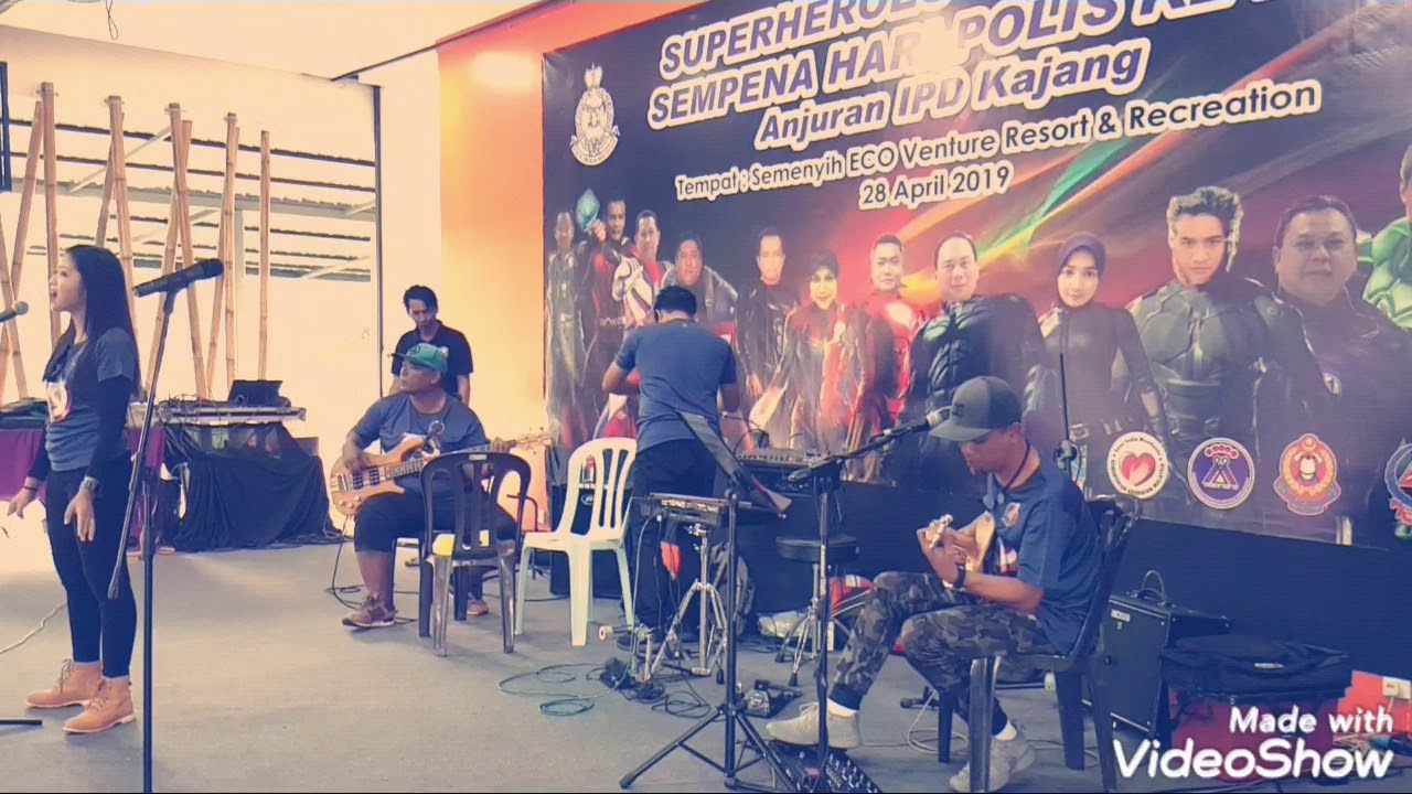 ELLA - KASIH & RINDU COVER BY TRIPLE9 BAND - YouTube