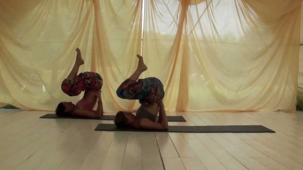 DYNAMIC YOGA FLOW - YouTube