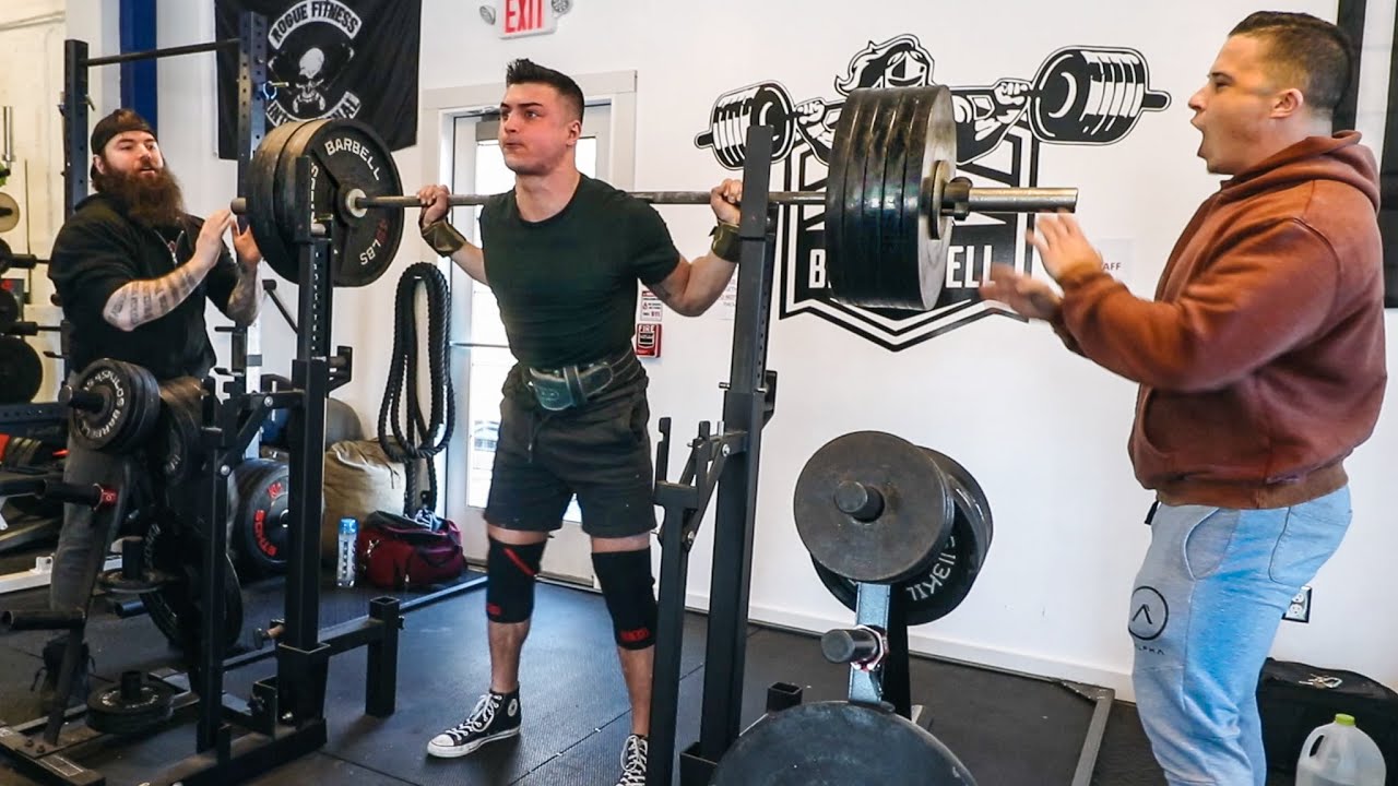 His First Time Maxing Out EVER - 500 POUNDS - YouTube