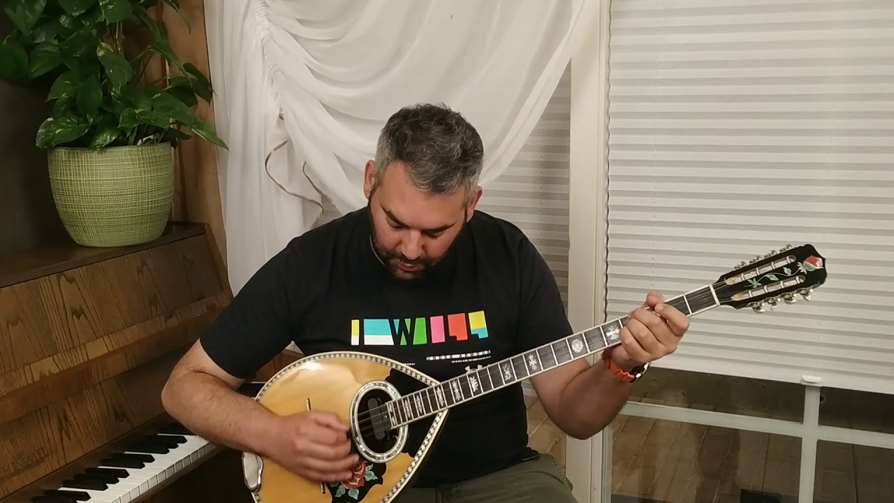 Άσκηση σε κλίμακα ρε μινόρε νιαβεντ. - YouTube