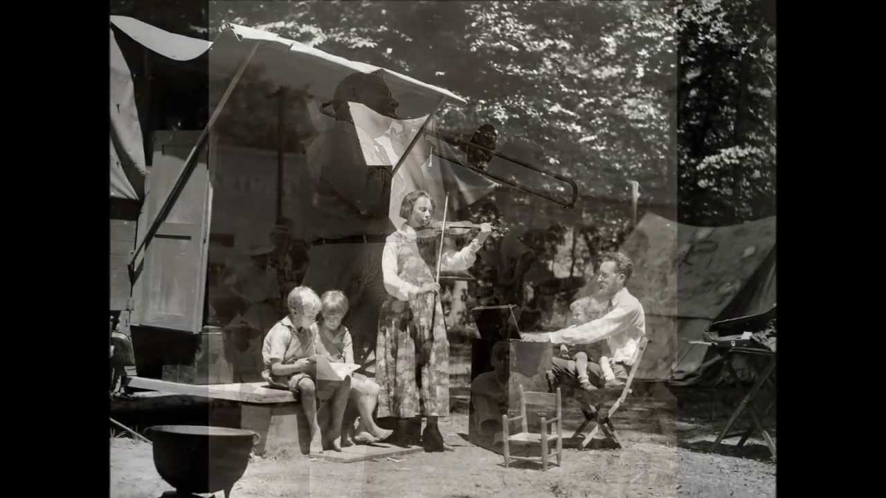 Crazy Words, Crazy Tune (Vo-Do-De-O) - The Piccadilly Revels Band ...