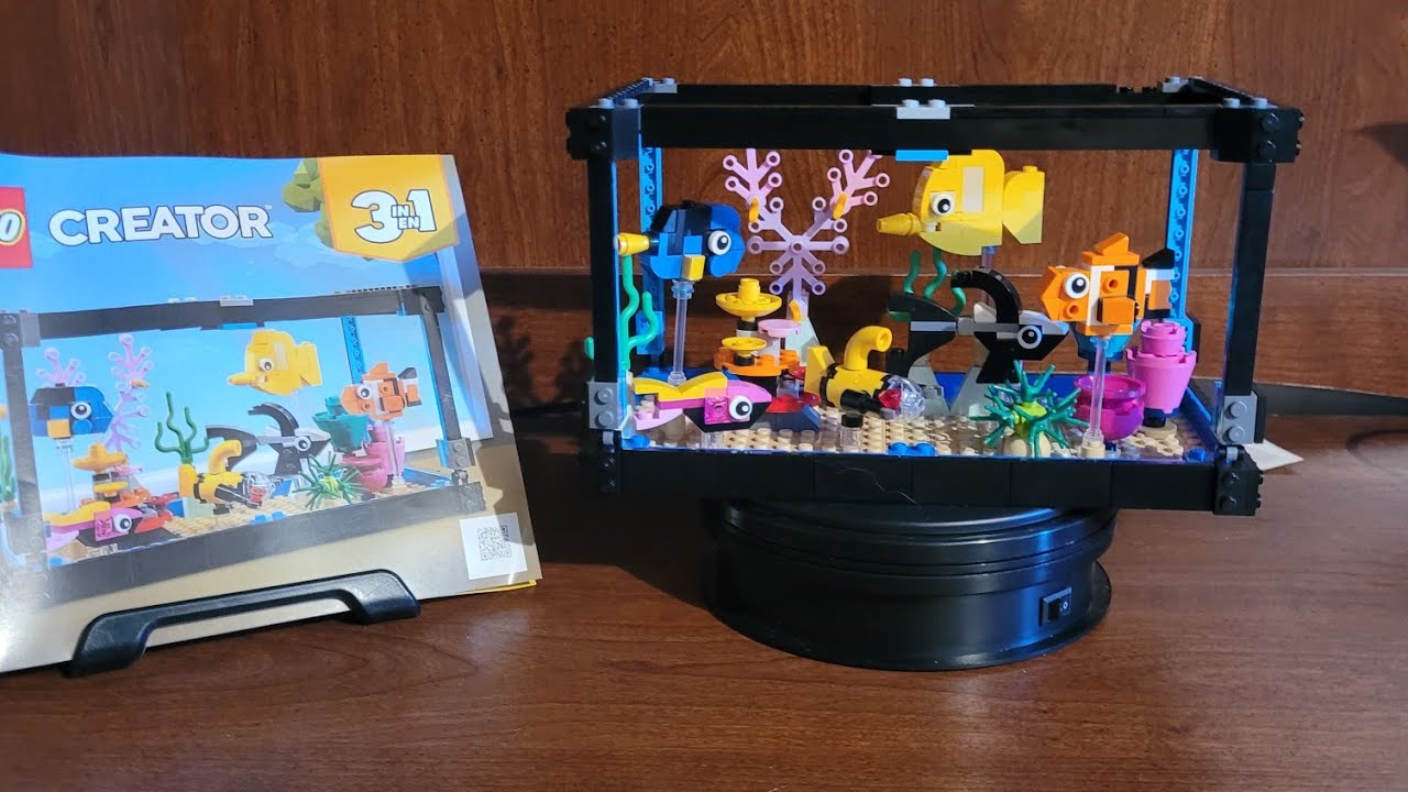 Let's build the Lego Creator Fish Tank with G - YouTube