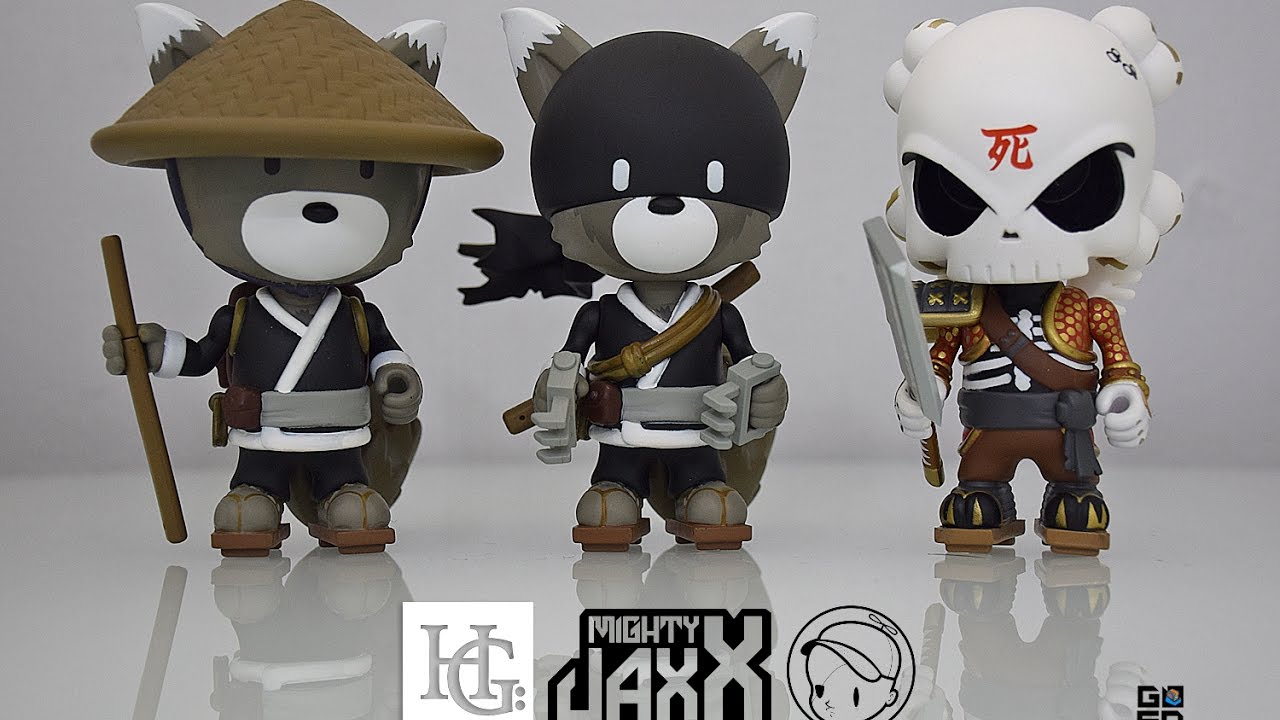 Review: 'Gold Life' by Huck Gee x Mighty Jaxx - YouTube