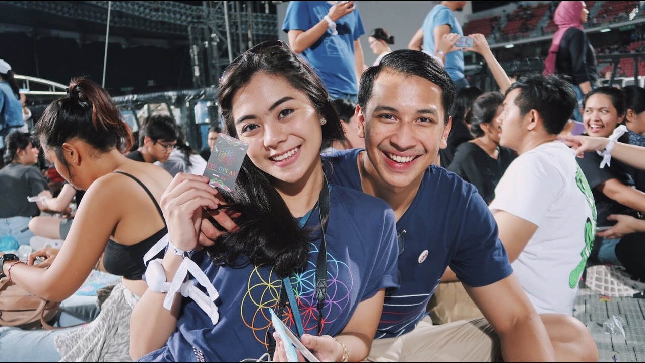 VLOG - Sawadikap Bangkok - YouTube