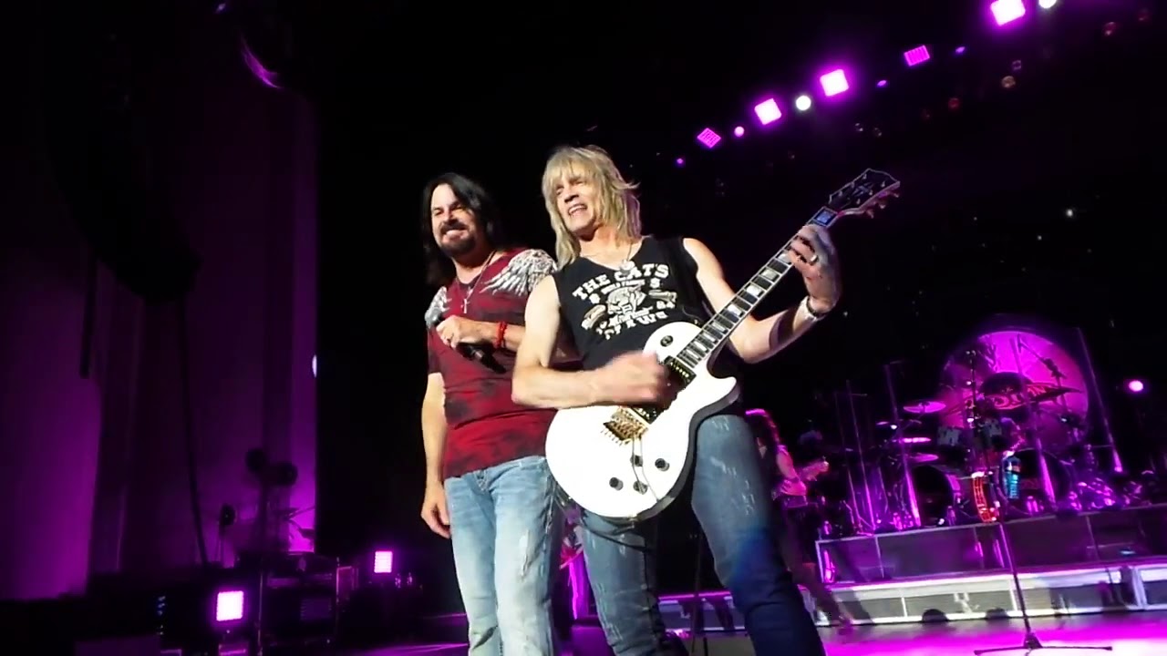 David Victor w/BOSTON - Something About You LIVE - 2014 - YouTube