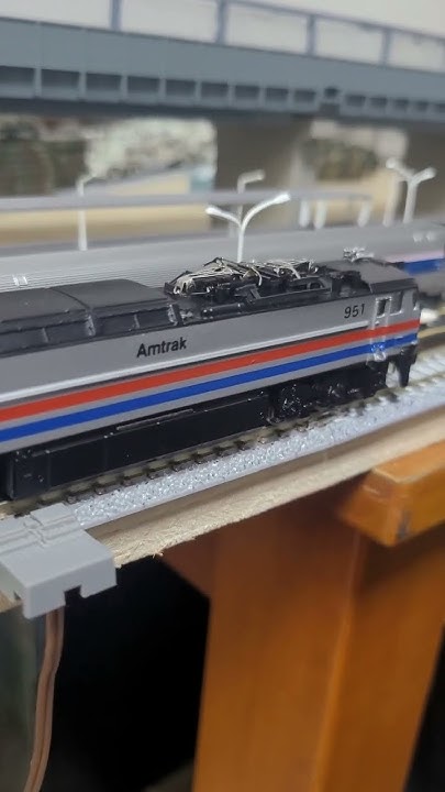 Model Train N Scale/N Gauge/ N ゲージ/ spur N [BACHMANN AMTRAK GE E60CP 951] - YouTube