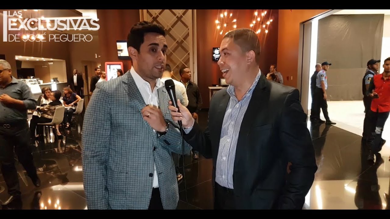 Albert Mena no quiere nada con la política, mira por qué! - YouTube