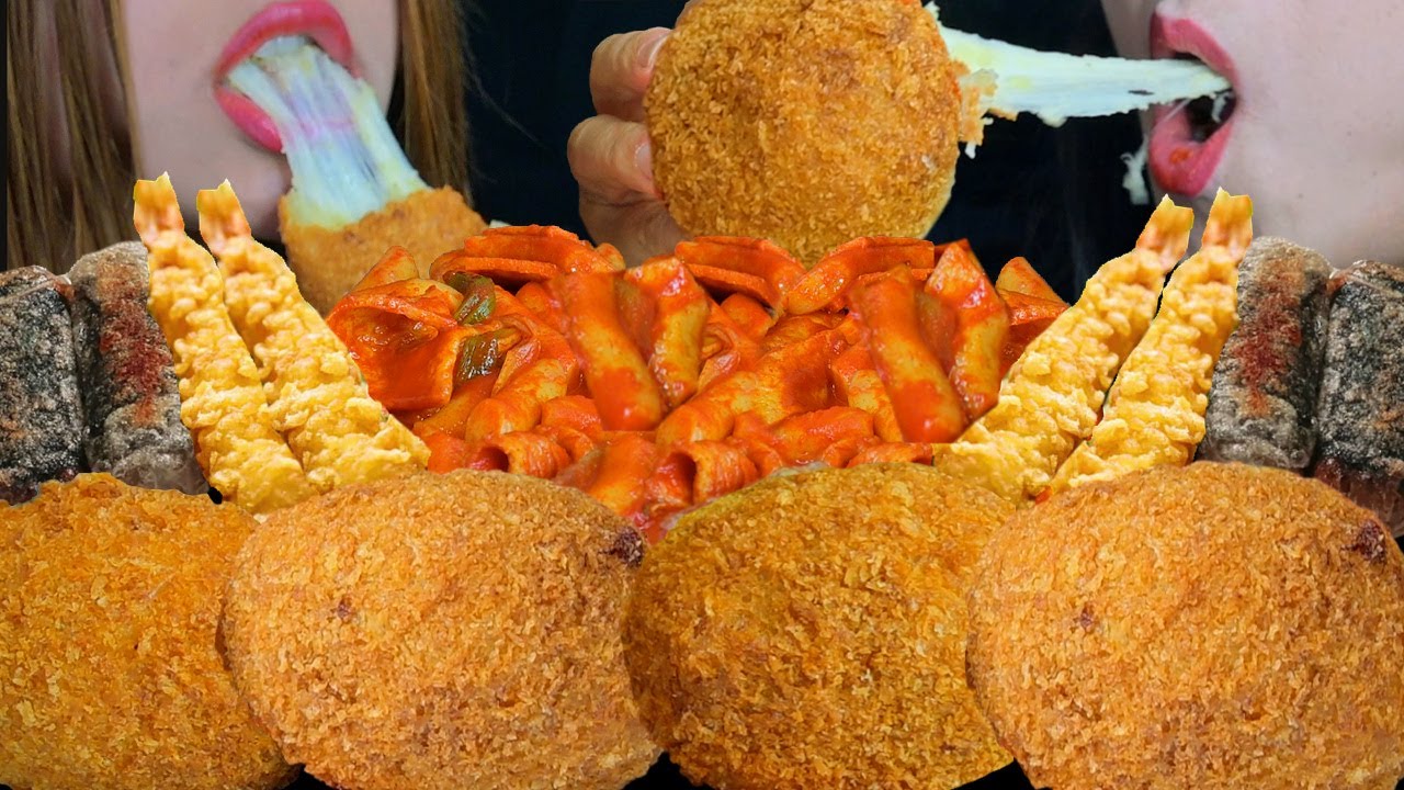 ASMR EATING GIANT CHEESE BALLS + SPICY RICE CAKES (TTEOKBOKKI) + FRIED ...