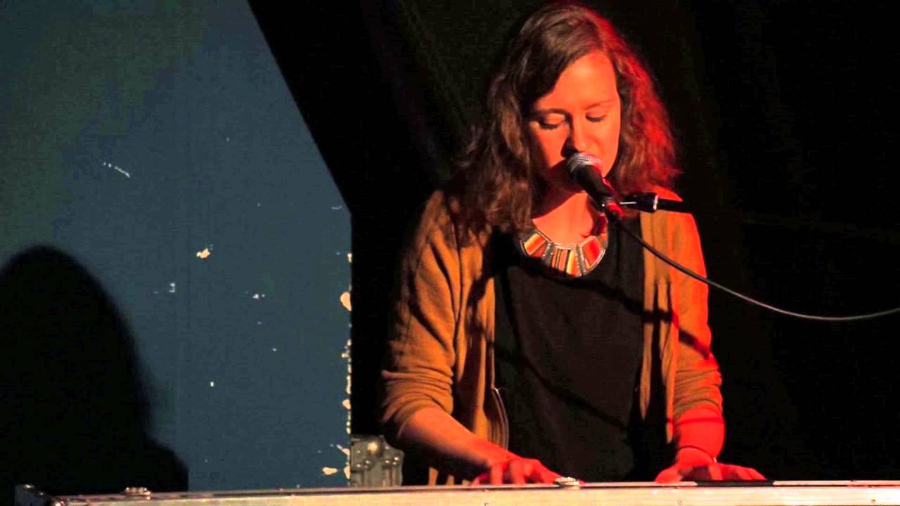 SSWS 1-16: Elin Bell - YouTube