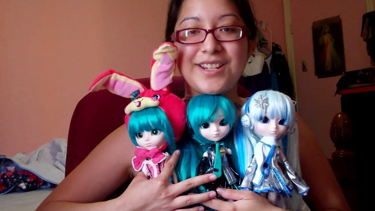 Pullip Hatsune Miku Review - YouTube