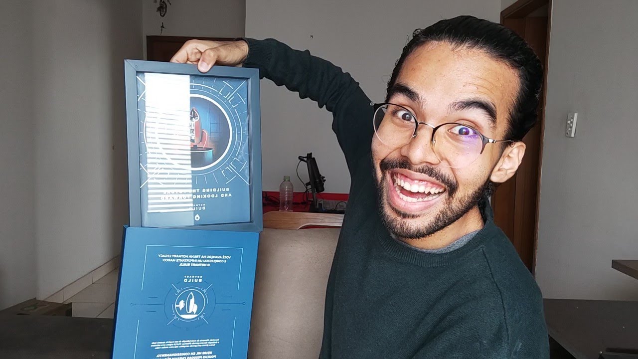 Recebi a placa de 100 mil reais da @hotmart (e tenho algo importante a ...