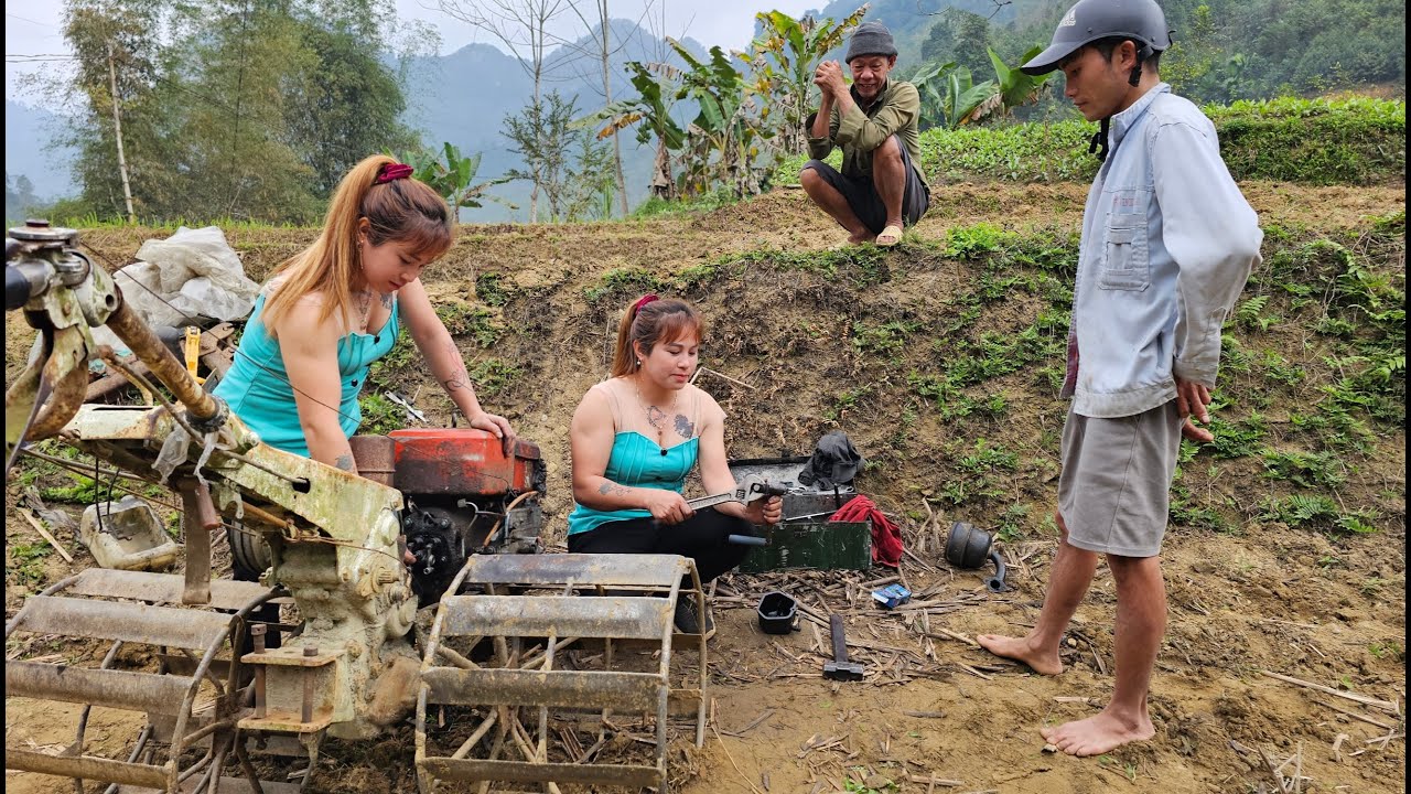 The girl mechanic fixed the tractor that the farmer had fixed himself ...