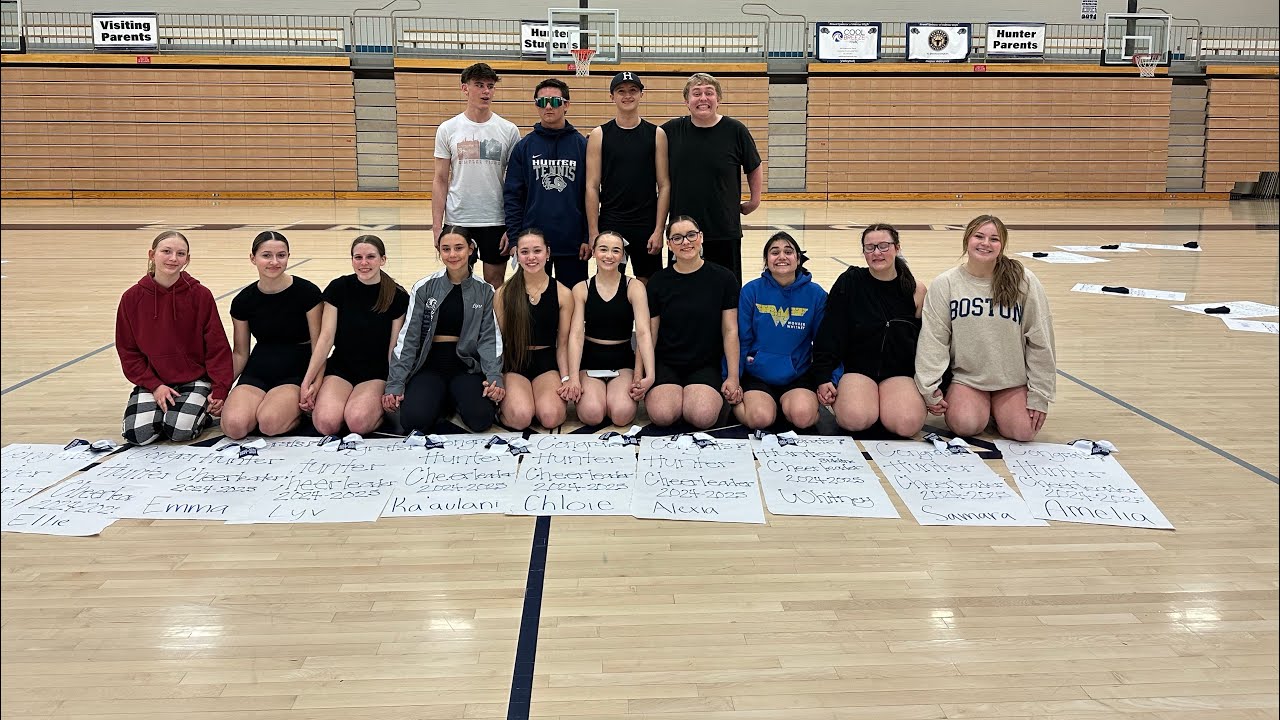 Hunter High School cheer team 2024-2025 - YouTube