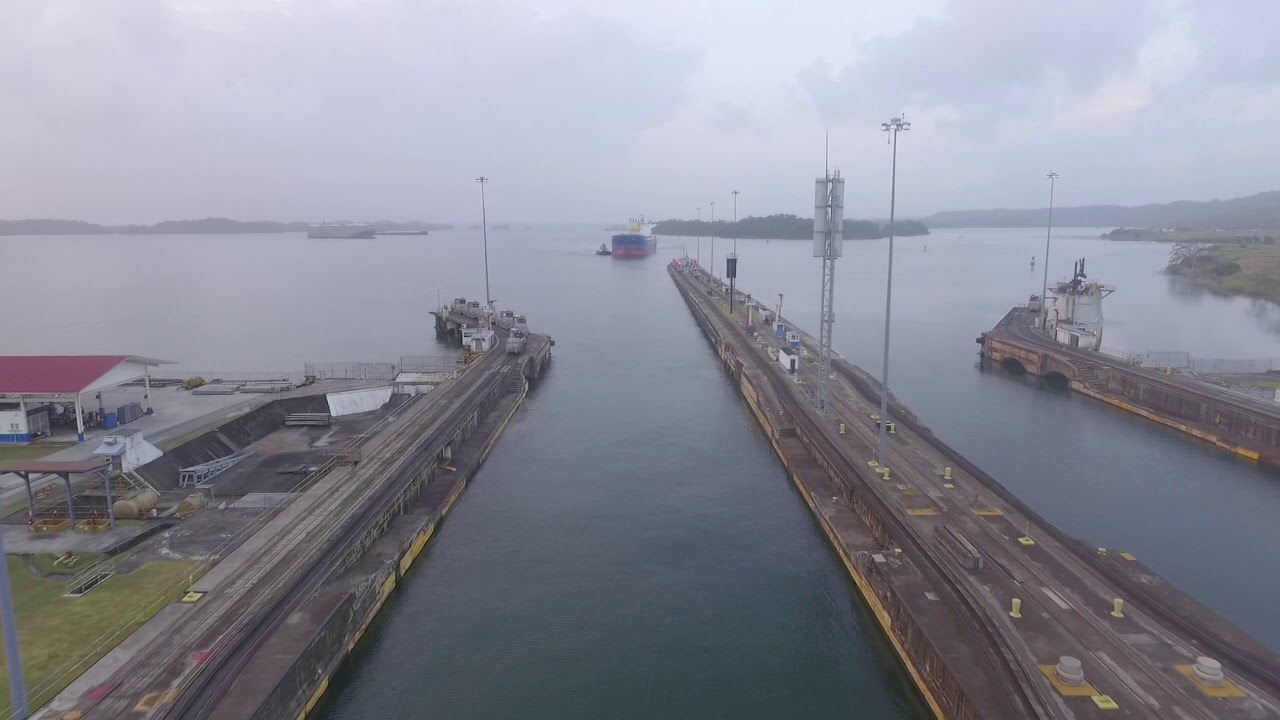 Loch shuna in Panama Canal HD 720p - YouTube