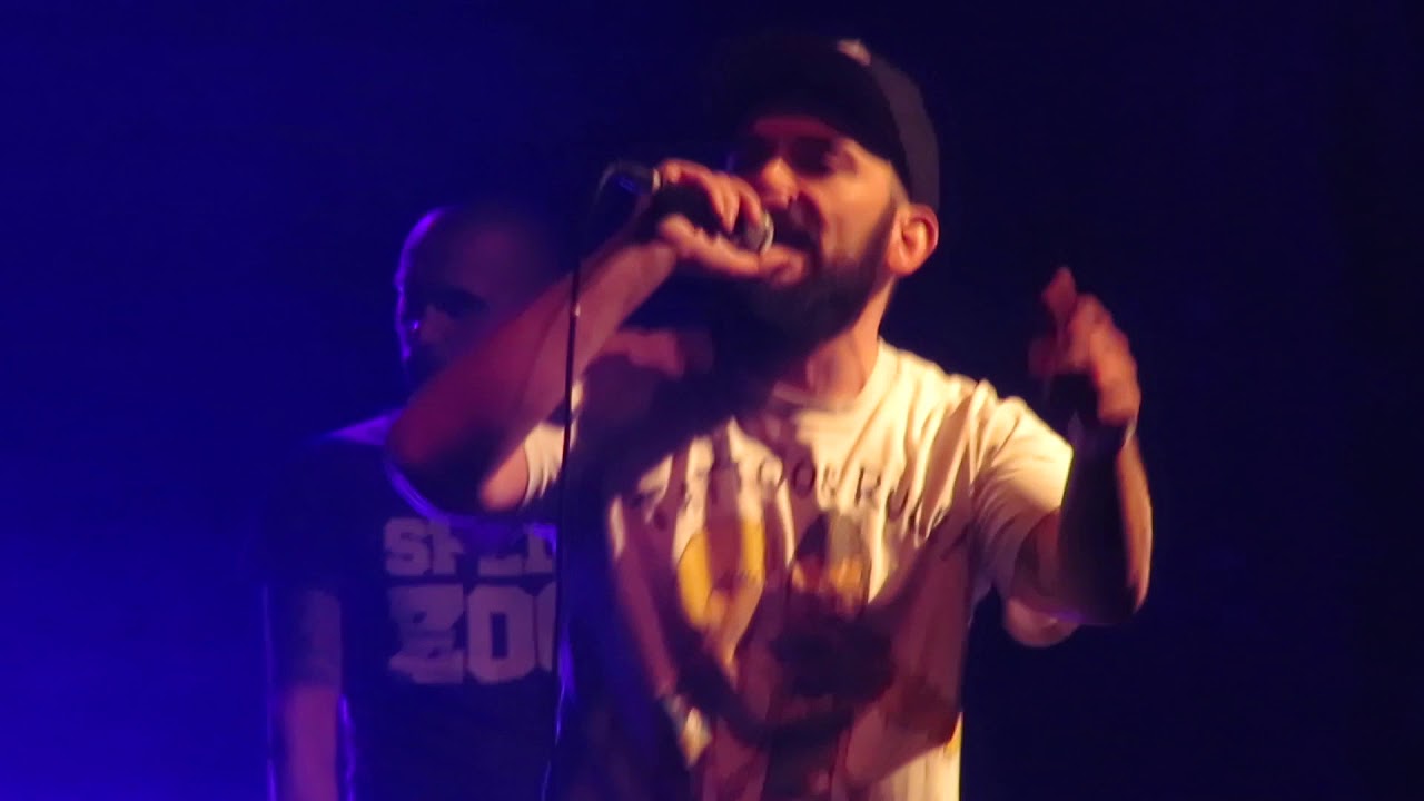 KREŠO BENGALKA ft. ŽUVI, STIPE SRDELA,VUK OREB & SLOBO - Božić - Live ...