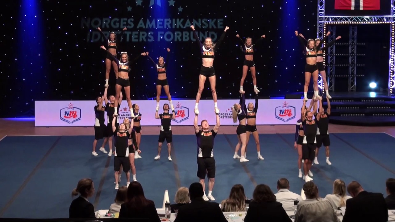 NCL 2017 - Sr Cheer Coed Elite - HiBI Phoenix - YouTube