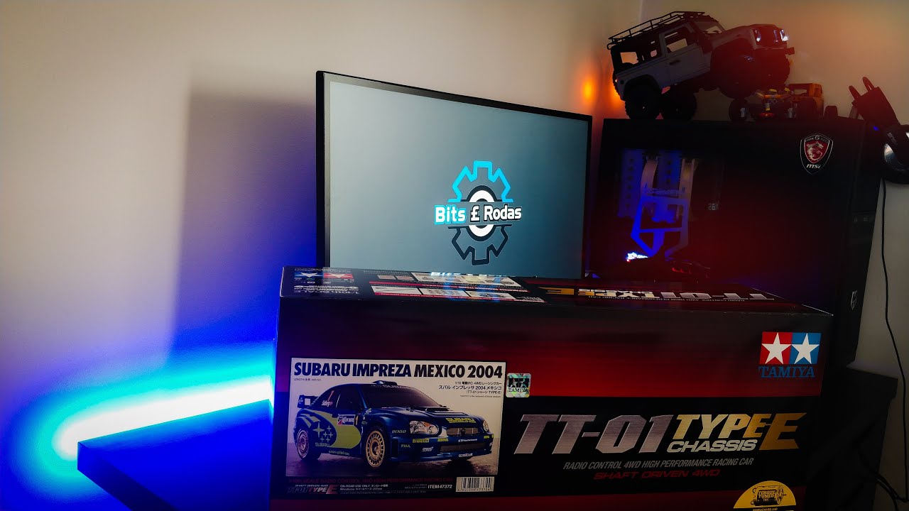 Tamiya TT01e unboxing and chassis build - YouTube