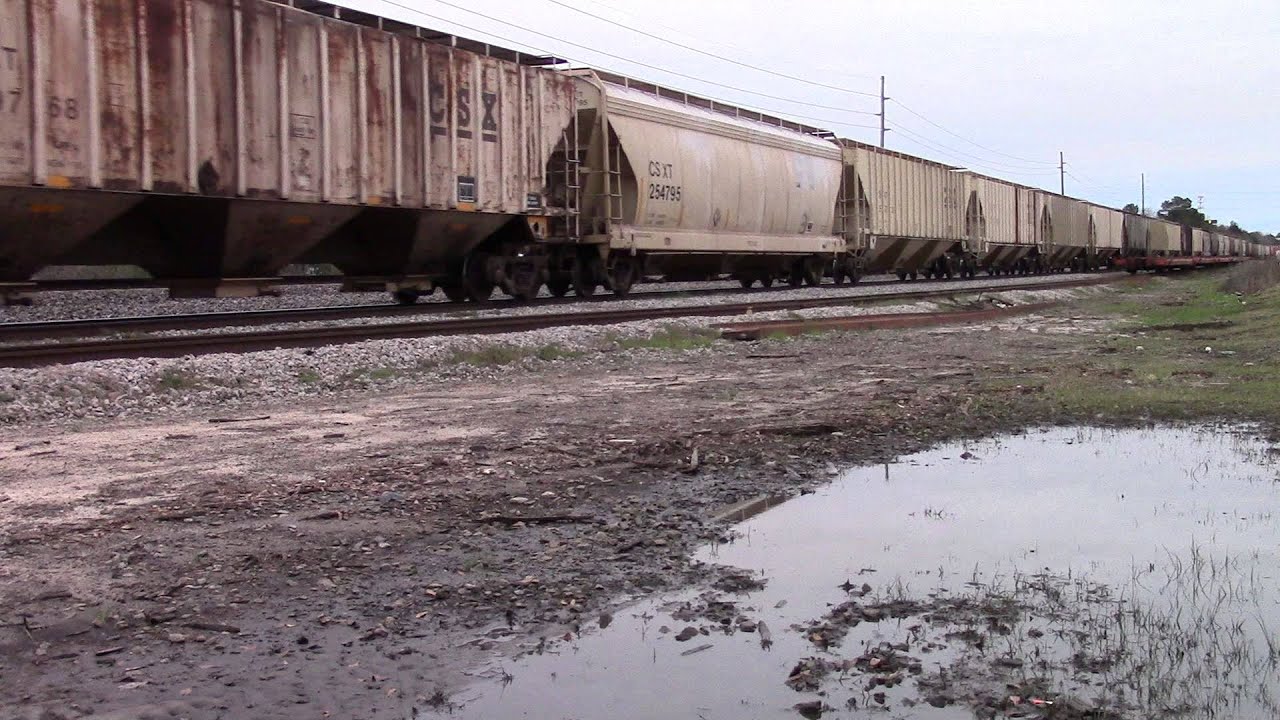 CSX NB grain meeting SB grain Cordele, Ga - YouTube