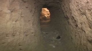 Exclusive look at ISIS tunnels - YouTube