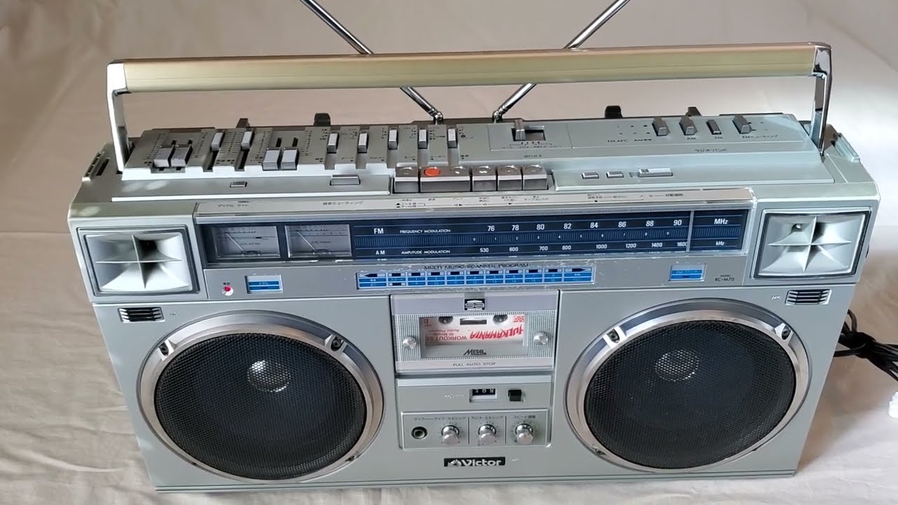 Victor / JVC RC-M70 Boombox Stereo Demo - YouTube
