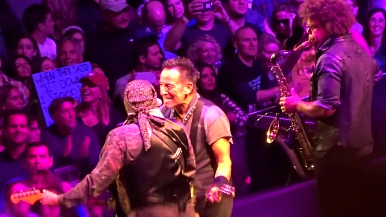 Bruce Springsteen and the E Street Band Ramrod MSG 2016 - YouTube
