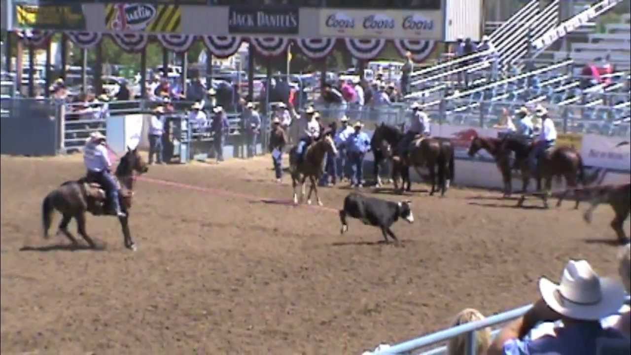 Team Roping Heading Tip "Using Your Left Hand To Guild Your Horse ...