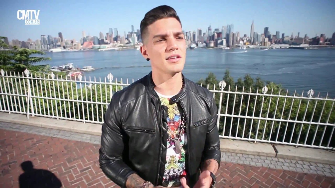 Thiago entrevista New York - YouTube